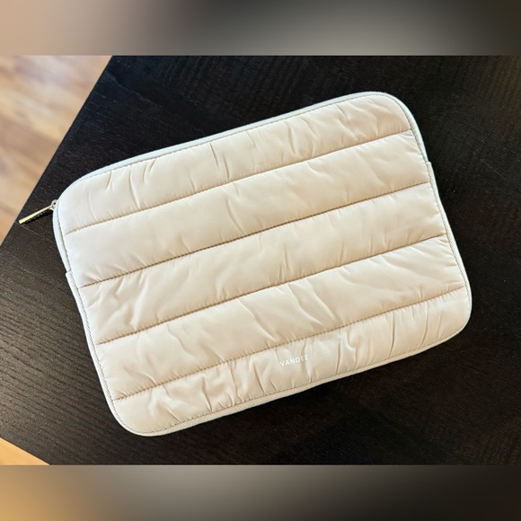 Vandel | Other | Vandel Puffy Laptop Sleeve In Cream | Poshmark